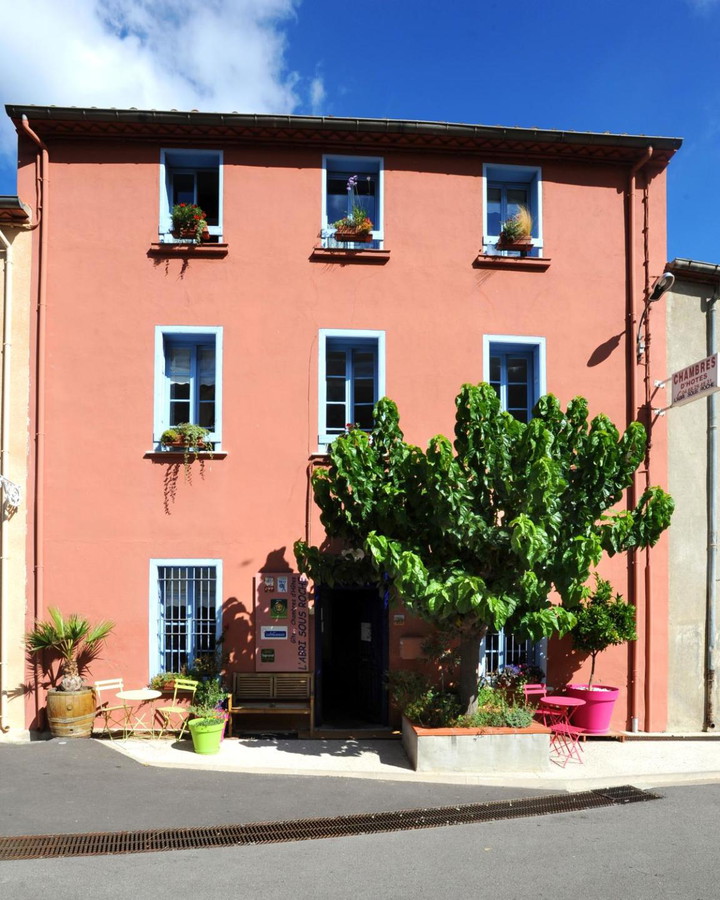 Chambres D'hôtes Et Gîtes- L'abri Sous Roche - Languedoc-Roussillon