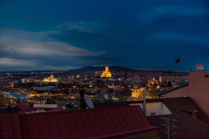 Apartamenti Gomi 17 - Tbilisi