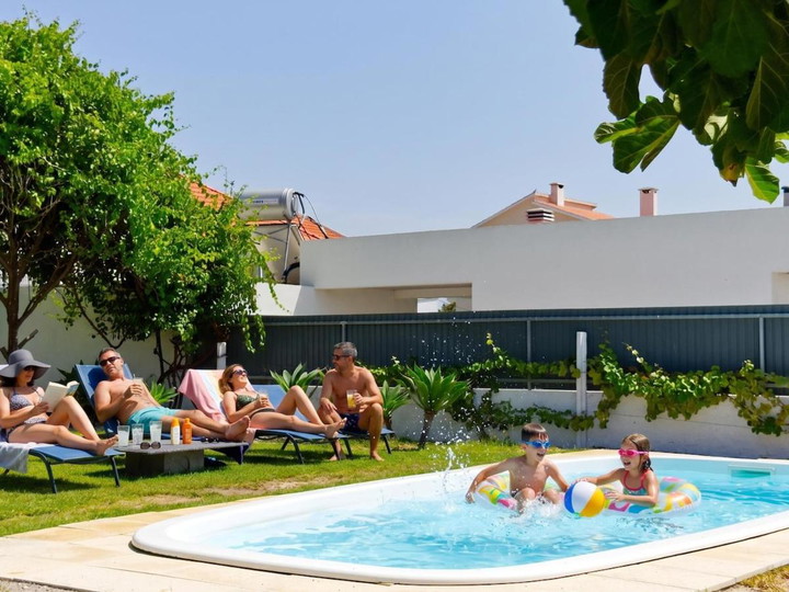 Vita Portucale ! Caparica Sun & Breeze Home With Shared Pool & Garden - Amora