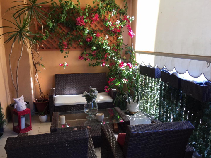 Flowers Apartment - Bari