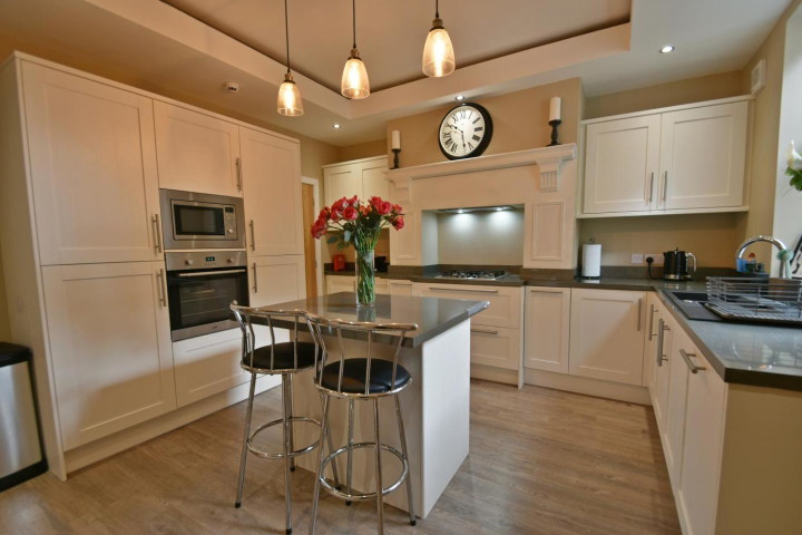 Montrose Heights - 4bed - 4bath - Central Burnley - Burnley