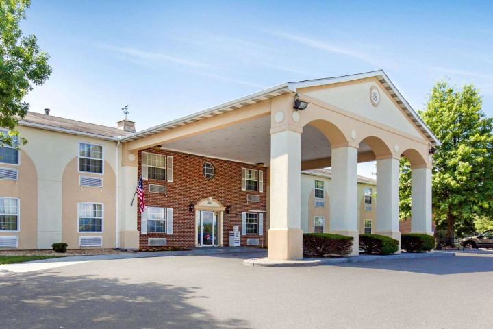 Quality Inn Stephens City-winchester South - Front Royal, VA