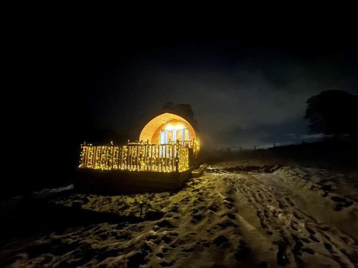 Secluded Countryside Cabins With Bookable Sauna, Dark Skies & Stream Fell Farm Hideaway - Corbridge