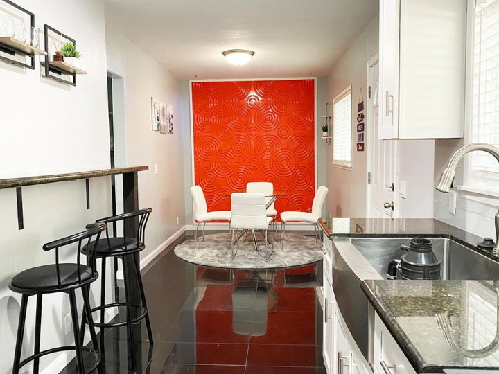 Cozy 1br • Rainfall Shower • Fireplace • Parking - Oakland, CA