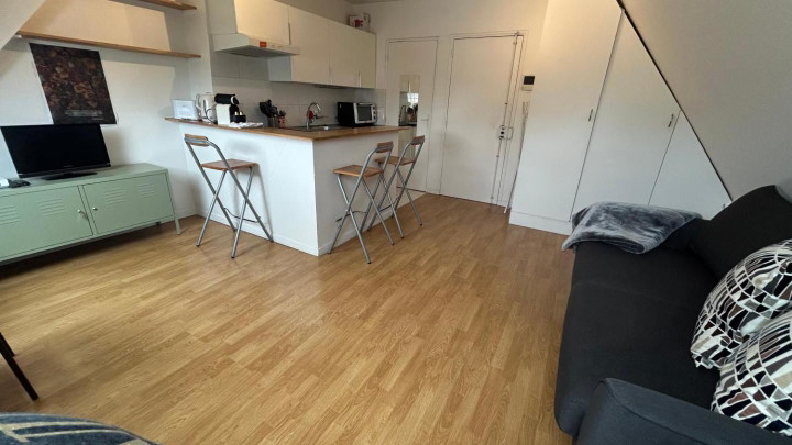 Studio Porte Maillot Immeuble Haussmannien - Neuilly-sur-Seine