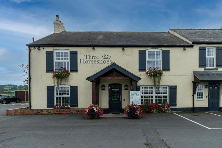 Three Horseshoes Inn - Durham