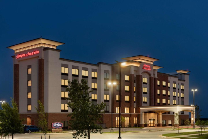 Hampton Inn & Suites Norman-conference Center Area, Ok - Norman, OK