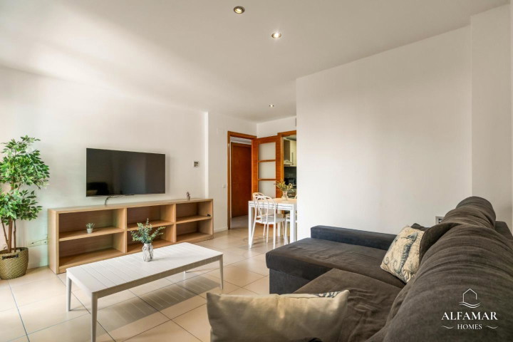 Nagomi Suite - Modern Apartment With Parking & Swimming Pool - Lloret de Mar