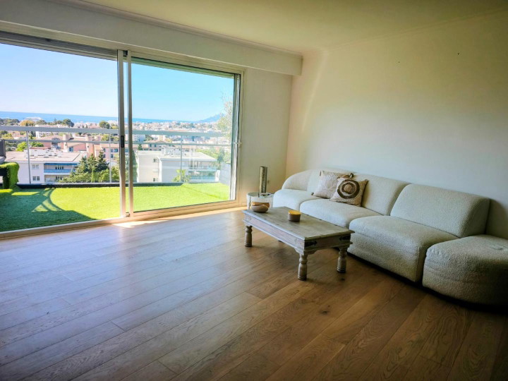 Appartement 2 Chambres Vue Mer - Le Cannet