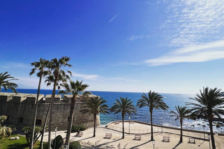 Antibes Sea View Near Ilette - Sleeps 4 - Parking - Valbonne