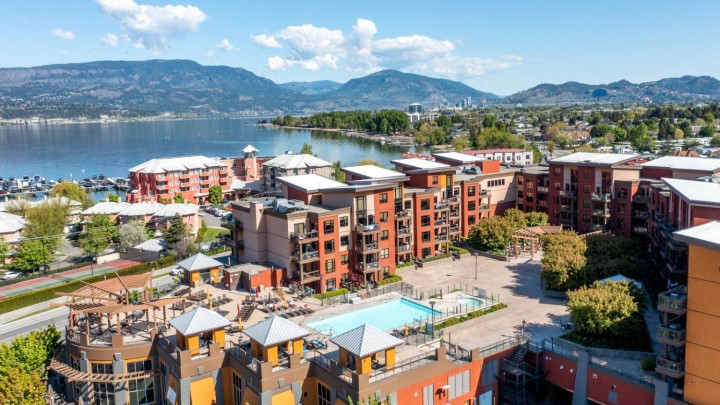2 Bd Condo At Playa 153 W Courtyard View And Pool - Kelowna