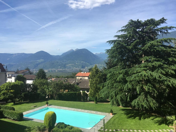 Sonnige Schicke Ferienwohnung Meran Pienzenau - Tirolo