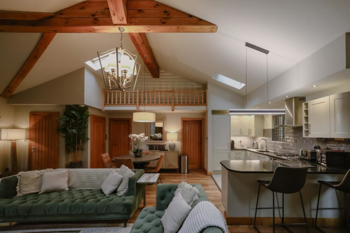 Noble Fir Lodge - The Hollies Retreats - Tarporley