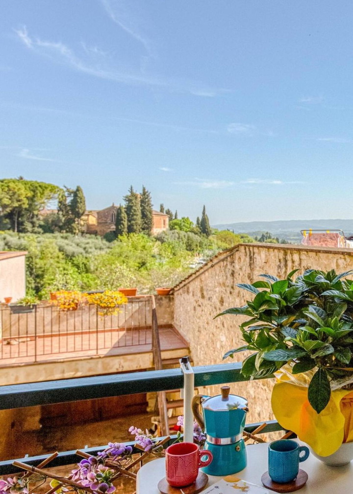 Tuscan Treasure Tower - Poggibonsi