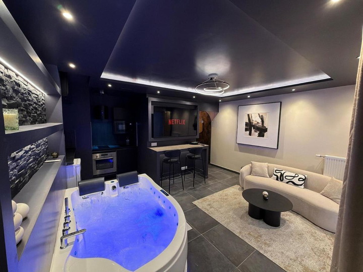 L'écrin Beige - Immersive Suite With Private Jacuzzi - Bures-sur-Yvette