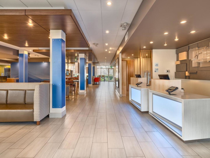 Holiday Inn Express & Suites Salem North - Keizer By Ihg - Salem, OR