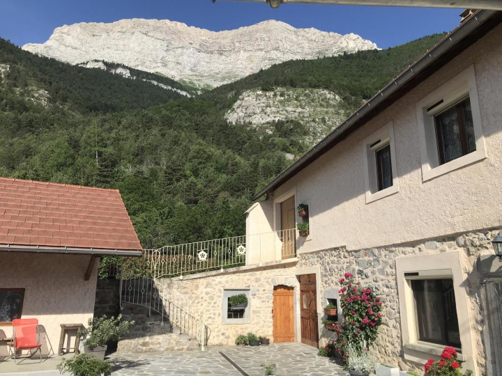 Le Rocher Des Ducs, Appartement, Cour Privative, Abris Voiture - Corps