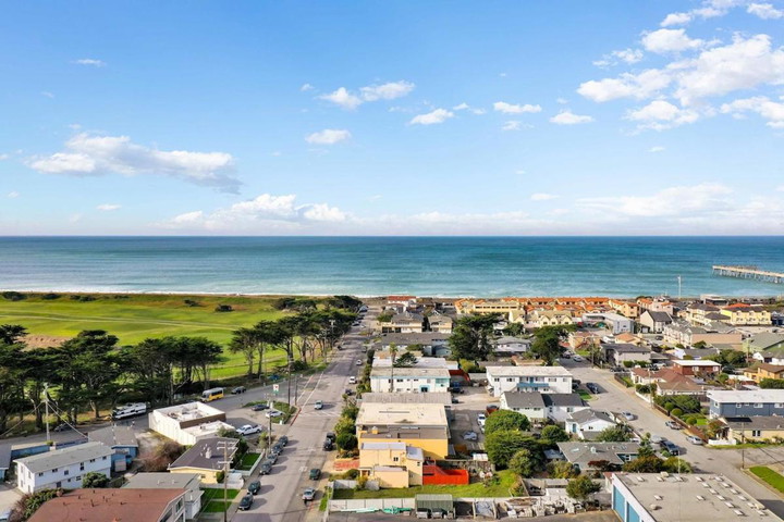 Spacious 5br Coastal Retreat - 8 Beds Beach & Golf - Pacifica, CA