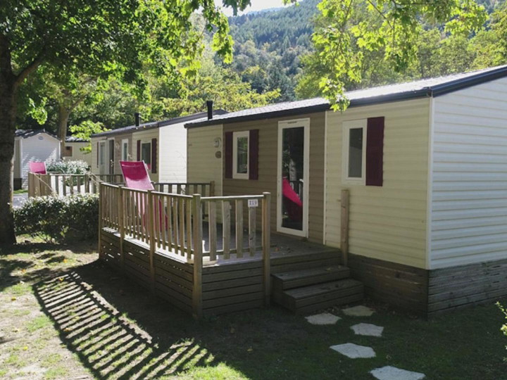 Mobil Home Avec Terrasse, 2 Chambres, 5 Personnes - Api-1-52-1140 - Quillan