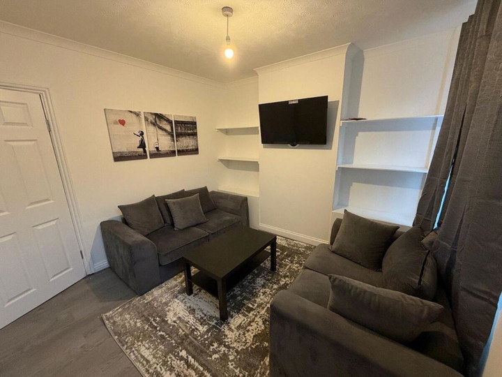 Central Luton, Guest House, Contractor Friendly, Long Stays Welcome - Hertfordshire
