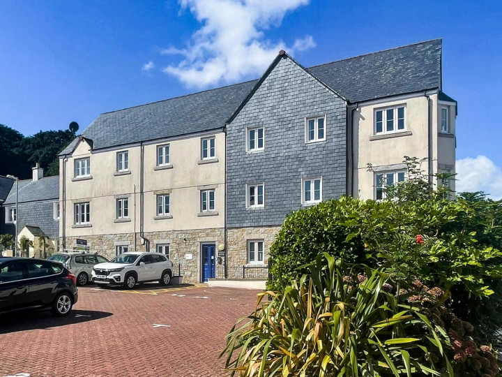 Peake Shores - St Austell