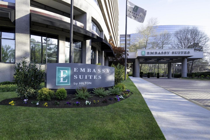 Embassy Suites By Hilton Bethesda Washington Dc - Falls Church, VA