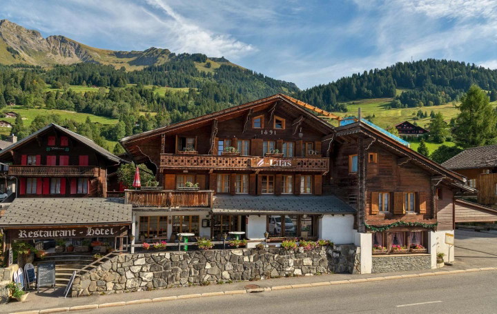 Hotel Restaurant Les Lilas - Lauenen