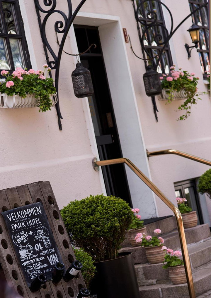 Park Hotel & Vinbar - Denmark