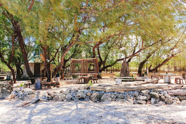 Cemara Beachfront Suite - East Nusa Tenggara