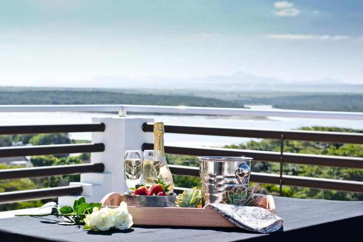 Aguia-vista Couples Haven, Views, Pool, Beach Walk - Jeffreys Bay
