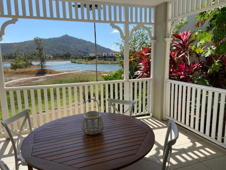 Lakeside Central Apartment - Magnetic Island