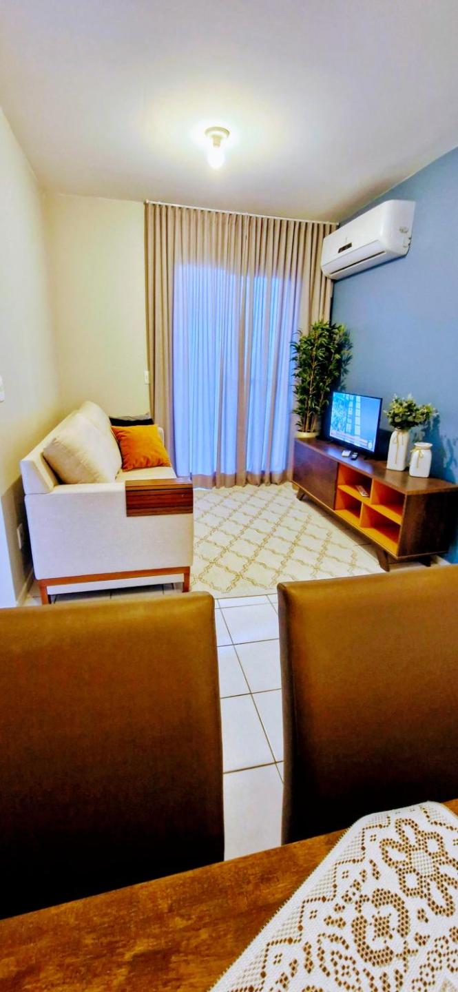 Apartamento Top Climatizado Em Criciúma-sc - óTimo Custo-benefício - Cozinha Completa - Cama Box - Wifi - Smart Tv - Apps Youtube - Netflix - Prime Vídeo - Garagem Coberta - Portaria Digital 24h - Lugar Sossegado E Arborizado - Acomoda Até 5 Pessoas - Criciúma