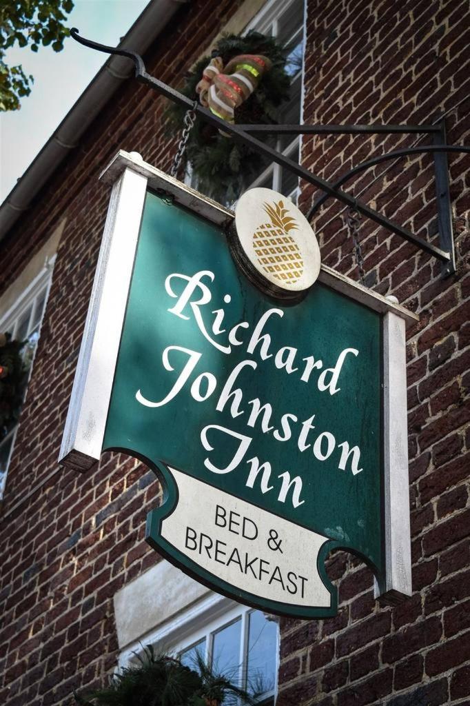 The Richard Johnston Inn & 1890 Caroline House - Fredericksburg, VA