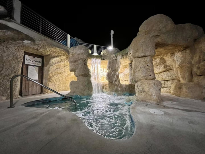 Keys Escape 4 Stories, Rooftop Views & 3 Suites - Key Largo, FL