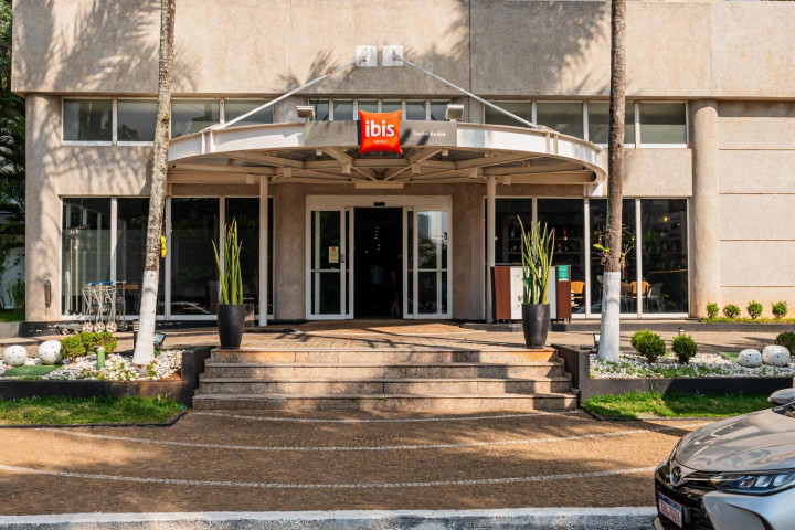 Ibis Santo Andre - Hotel Na Av Industrial E Perto Do Grand Plaza - Ipiranga