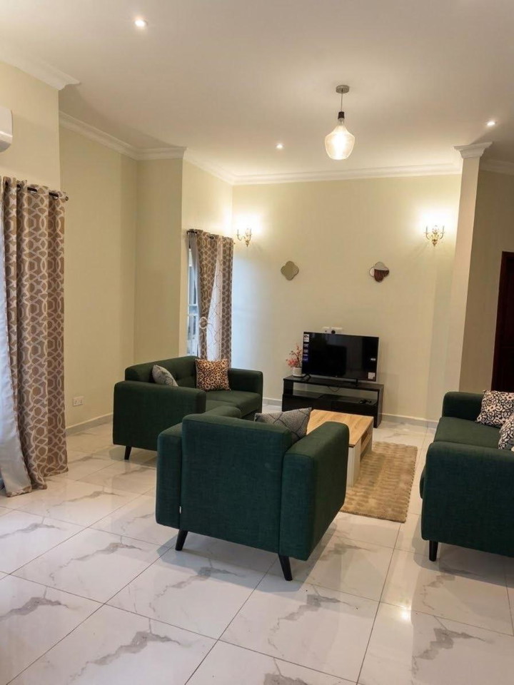 Ehills Suites - Ghana
