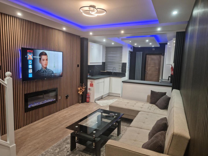 Uniq 3 Bedroom House In Central Watford ,15min To London Euston , Close To Harry Potter - ワトフォード