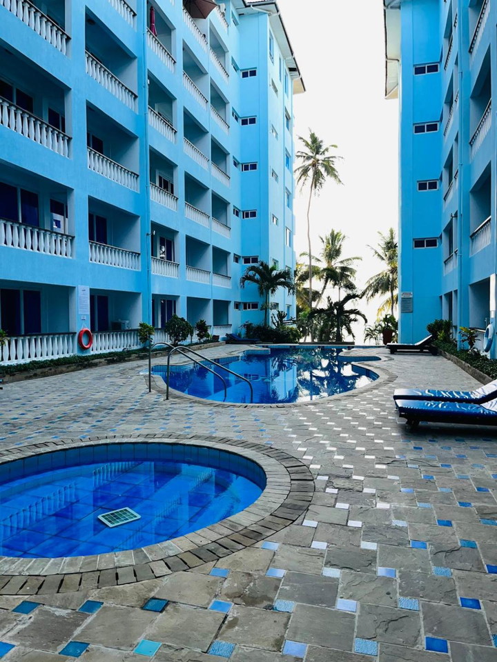 Cowrie Shell Beach Apartments Official - Kenya