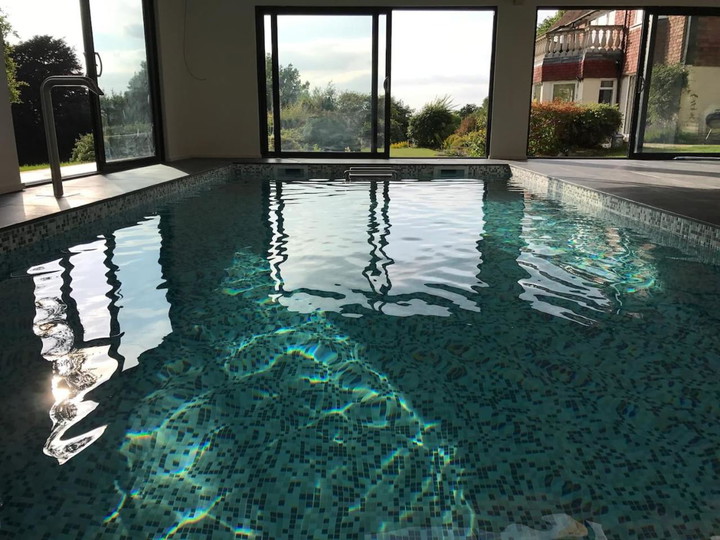Beautiful Country House With Indoor Pool & Grounds - Crowborough