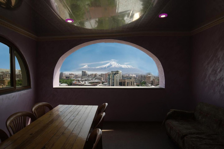 Nice House In The Center Of Yerevan Next To Cascade - Jerewan