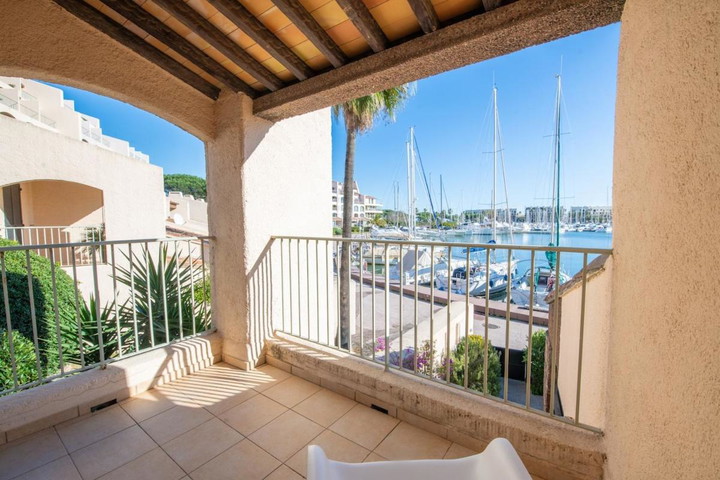 Magnifique Appartement Avec Vue Sur Les Bateaux - Vidauban