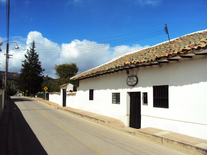 Hotel Hacienda El Aserrio - Tota