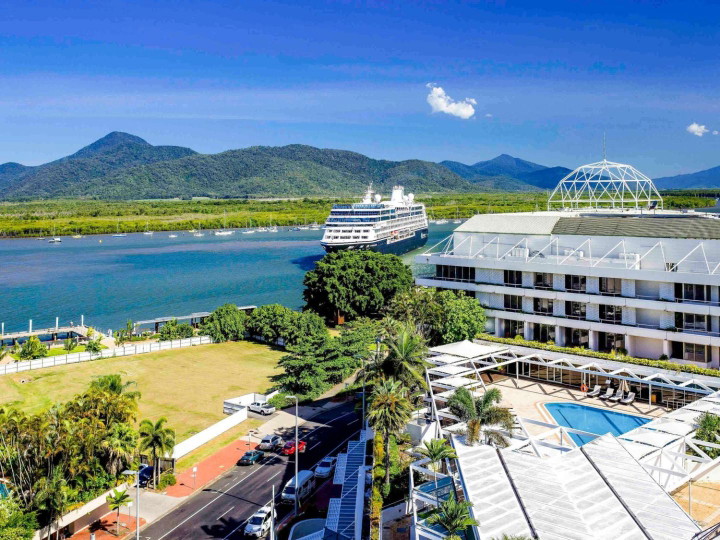 The Reef Hotel Casino Cairns - Handwritten Collection - Queensland