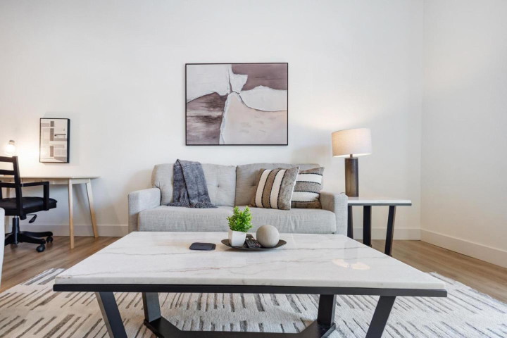 Landing Incredible 1bd Pool - West Hartford, CT