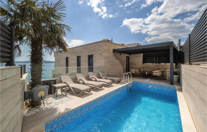 Gemütliches Apartment In Crikvenica Mit Sauna - Crikvenica