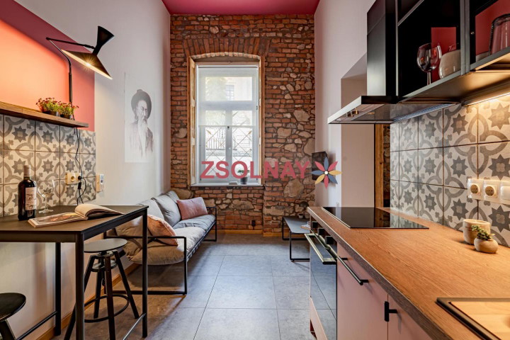 Zsolnay Apartment - Pécs