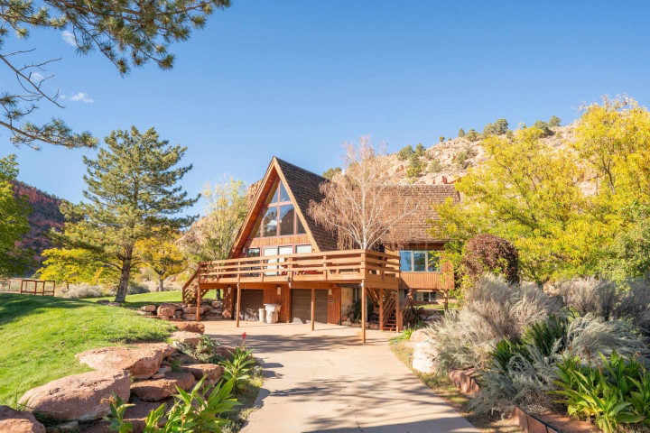 Secluded Kanab Family Cabin W Hot Tub And Red Rock Views - Kanab, UT