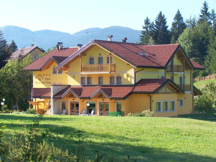 Tana Della Volpe - Italy