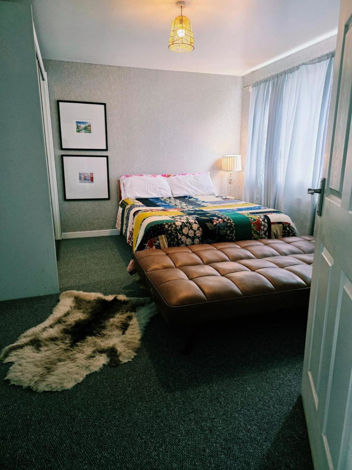 Livi Comfort Near The Airport - 린리스고