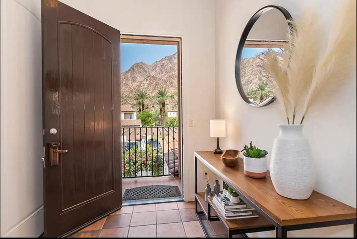 Luxury 1br Suite Living Room, Patio, Fp & Kitchen, 12 Pools -Legacy Villas - Indian Wells, CA